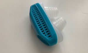SnoreMicro Review – Who Could Benefit From This Anti-snore Device?